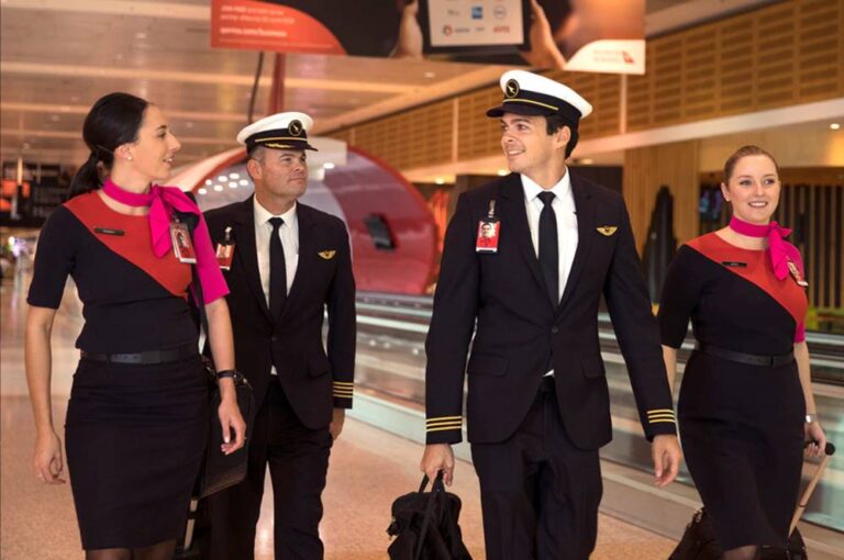 Qantas Pilot Salary and Benefits - Cabin Crew HQ