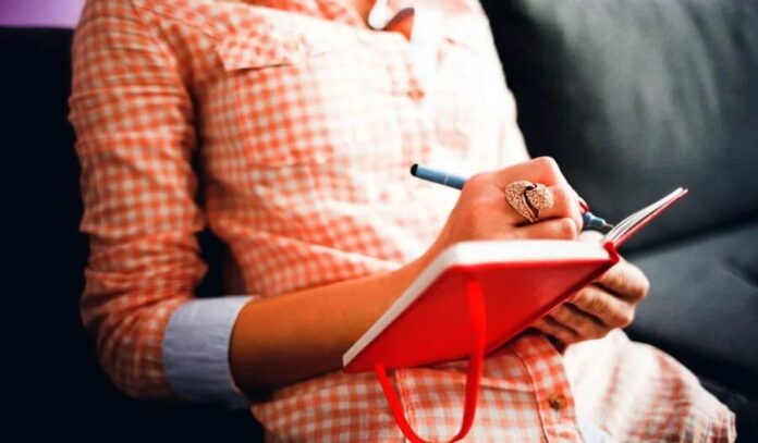 Understanding Cabin Crew Roster and Flight Attendant Schedule - Cabin ...