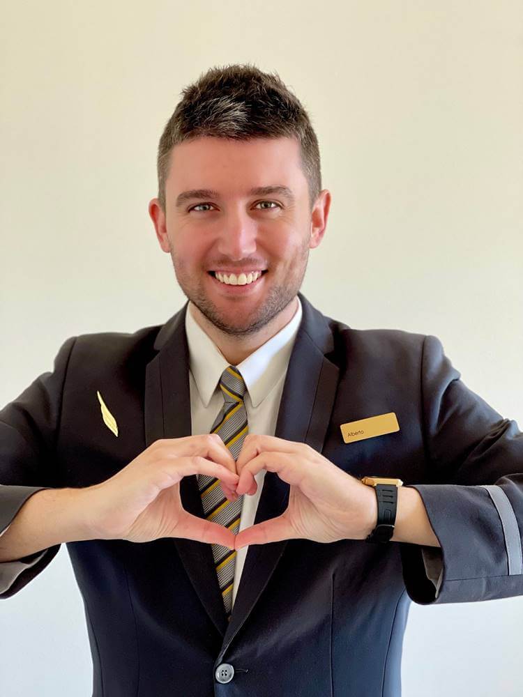 Vueling Cabin Crew Requirements and Qualifications - Cabin Crew HQ