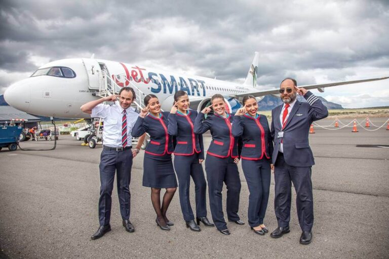 JetSMART Flight Attendant Requirements and Qualifications - Cabin Crew HQ