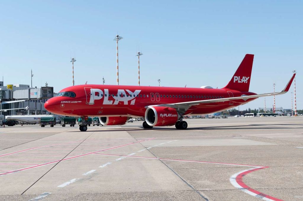 PLAY Airlines: Company Facts and Work Culture - Cabin Crew HQ