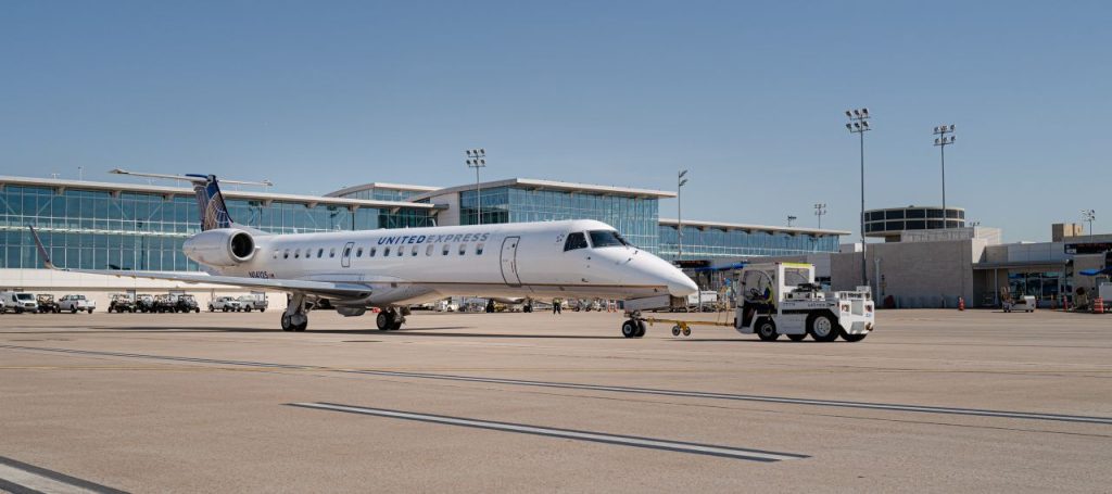 CommutAir Bases Hub Locations for Flight Attendants and Pilots - Cabin ...