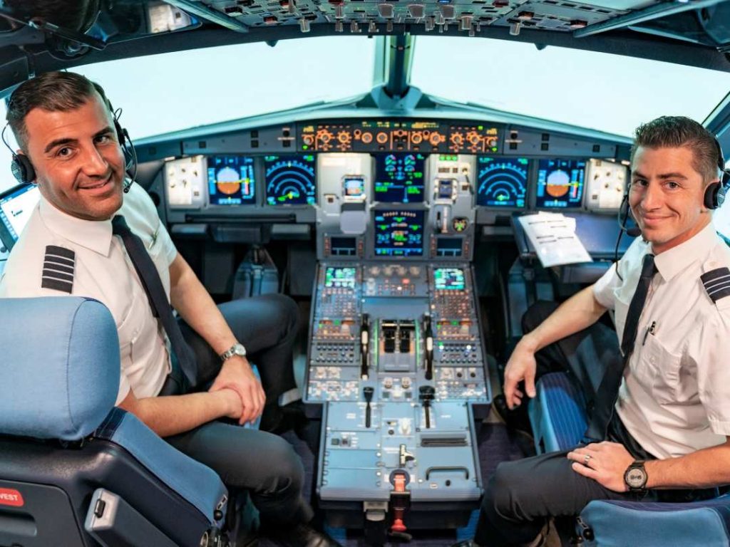 Spirit Airlines Pilot Salary and Benefits - Cabin Crew HQ